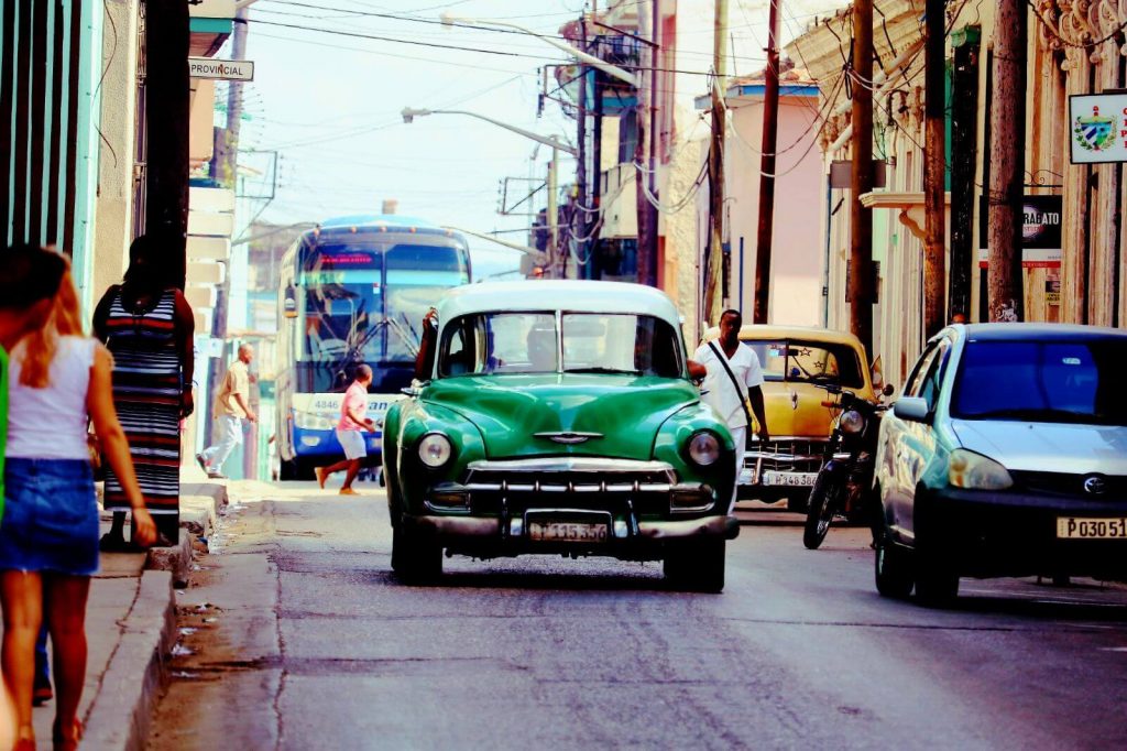 Cuba Cars: Check Out These Cool Vintage Car Images! - Traveling Pari